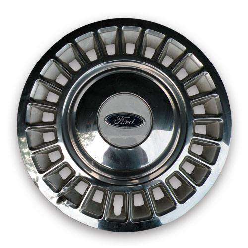 Ford Crown Victoria 1998-2002 Hubcap | Centercaps.net
